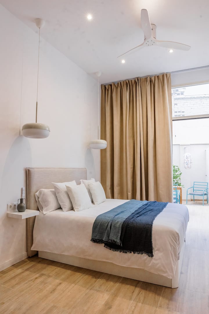 Calm & Stylish Loft With Terrace, Near Ruzafa - Valencia