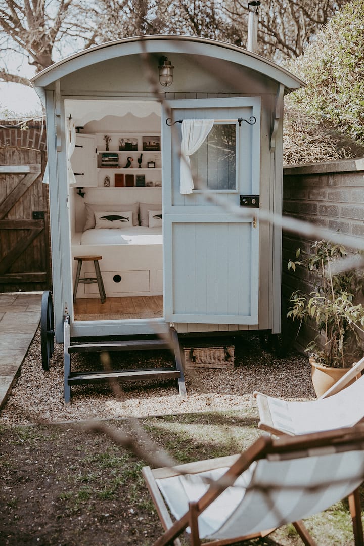 The Good Shepherd Hut Near Beach And Country Walks - Norfolk