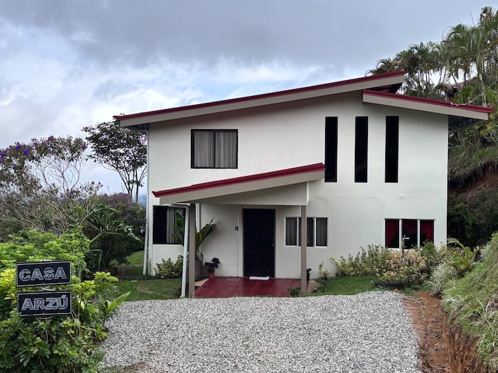 Casa Arzú San Vito Coto Brus - Costa Rica