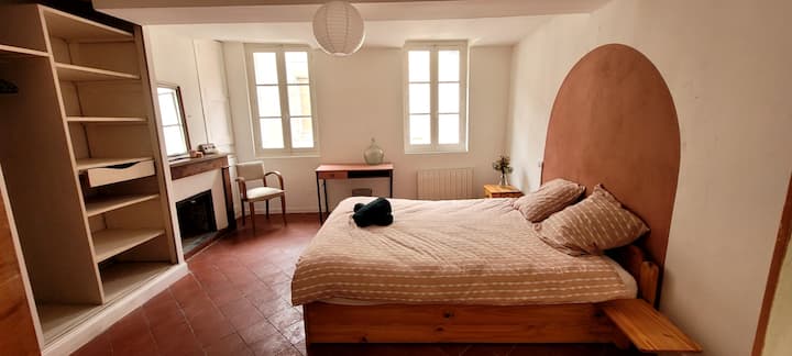 Chambre éLégante Avec Salle De Bain Privée - Carcassonne