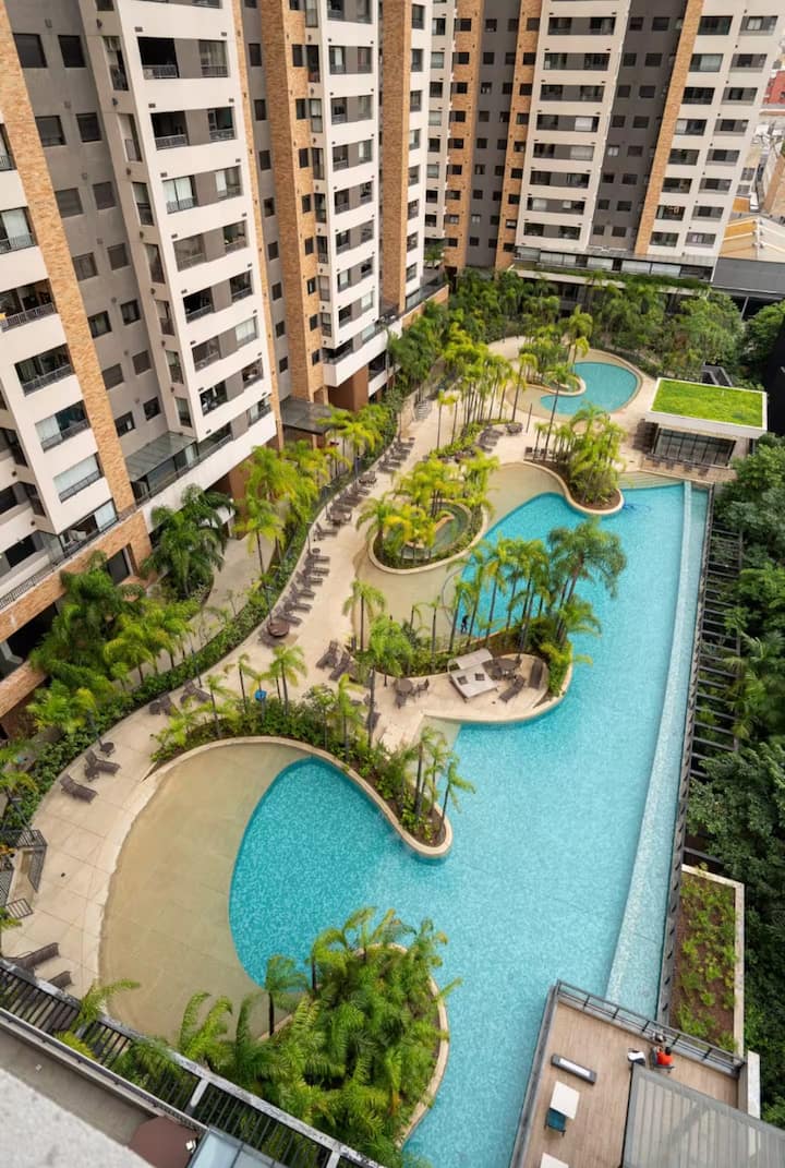 Apê Top-cond. Resort. C/ar-condic -Churrasq Sacada - São Paulo