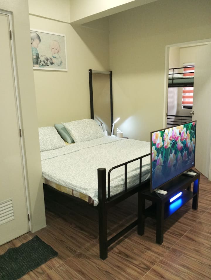 6-7 Pax, Kitchen, Tb, Wi-fi Tv In Kamuning Qc - Quezon City