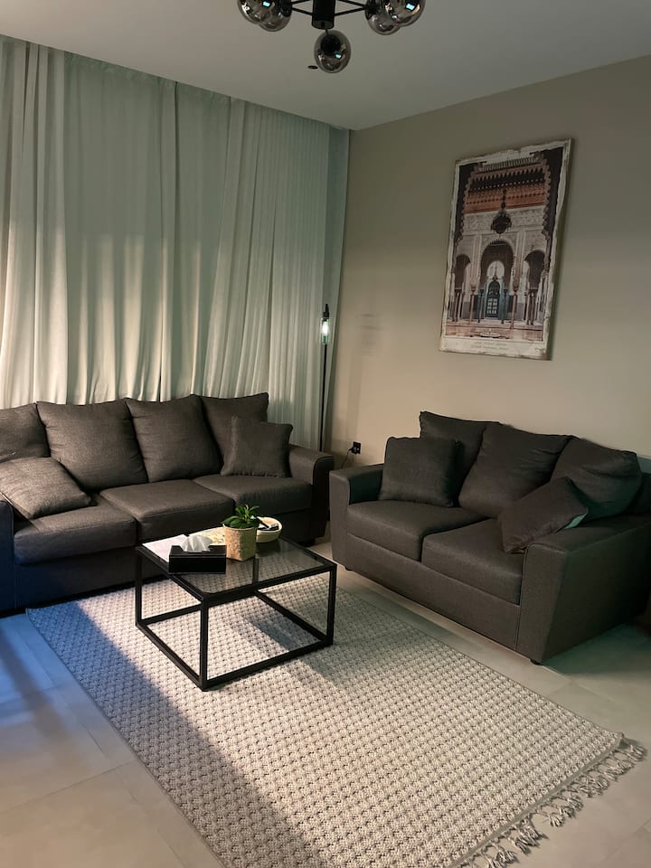 1br I Stylish Stay I Near Airport & Self Check-in - Jeddah