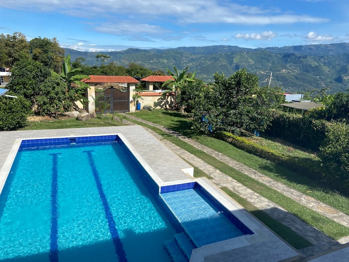 Casa El Edén - La Mesa