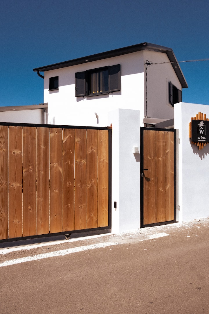 La ŴIlla, Privatisée, Accès Mer Et Sentiers - Saint-Joseph