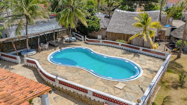 2brvilla All En-suitenyali 2 Mins To Beachac& Pool - Mombasa