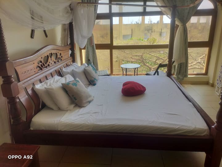 Cozy Beach Front Studio - Diani Beach