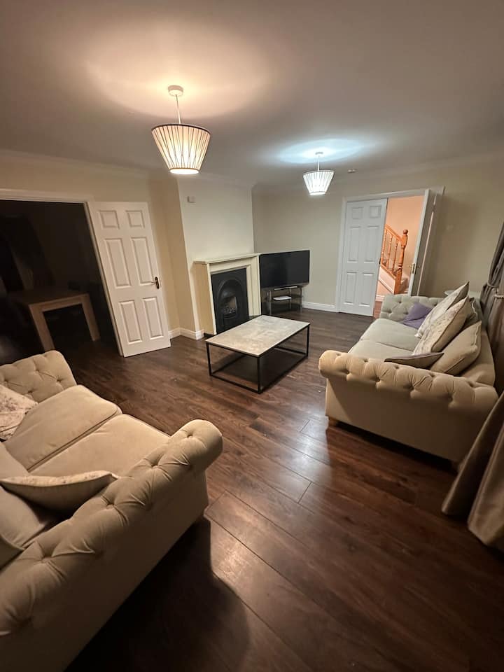 Cas-ke Newbridge 3br House (11) - Kildare