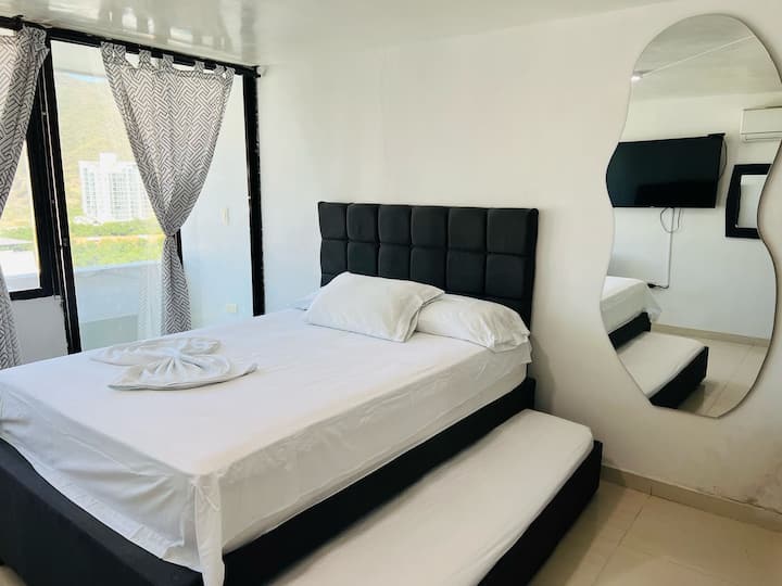 11d Lindo Estudio En El Rodadero, A Pasos Del Mar - Santa Marta