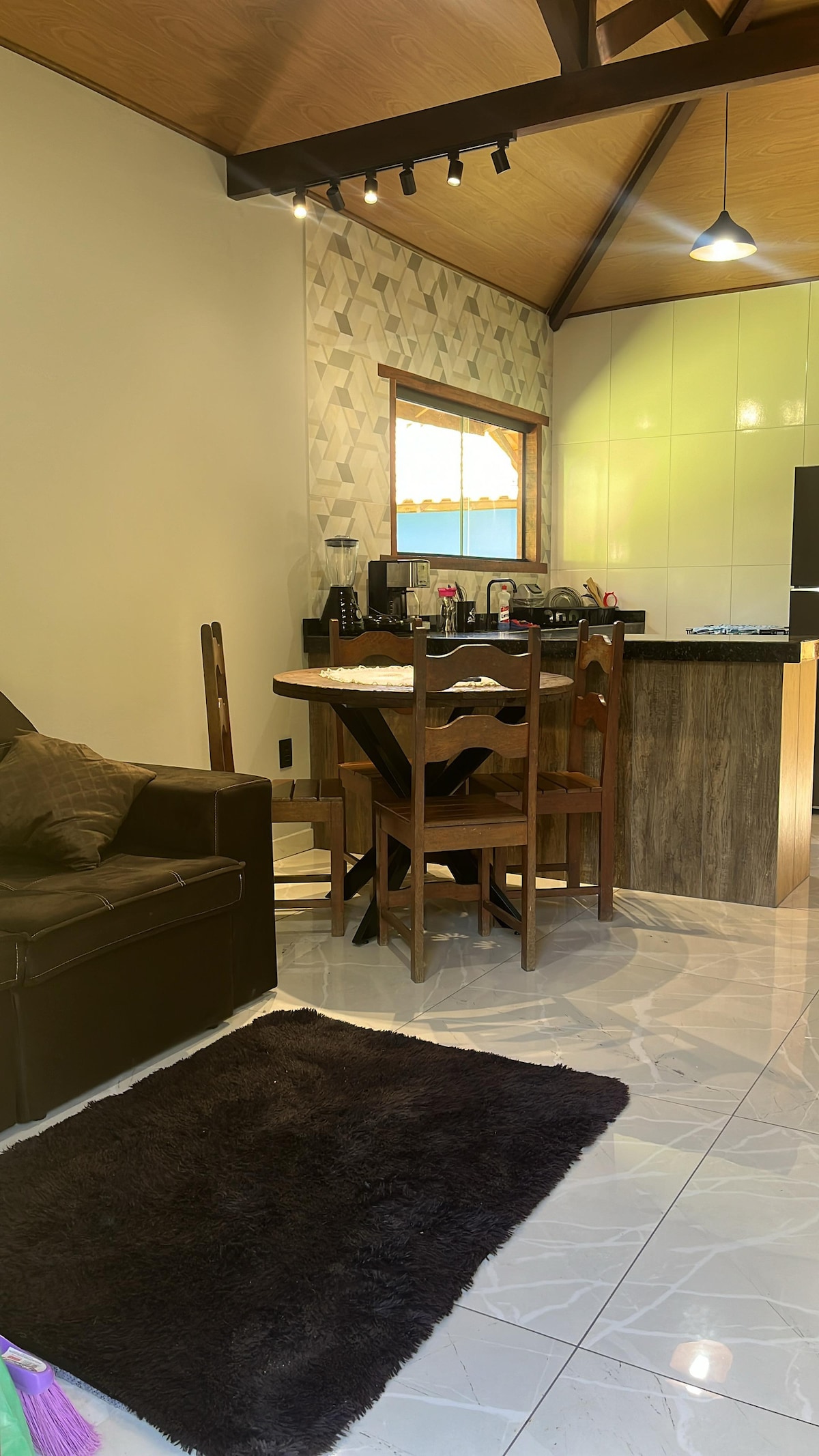 Yellow house in the mountains - Houses for Rent in Nova Friburgo, Rio ...