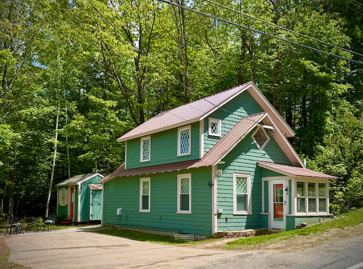 Mountain View Cottage - Conway, NH