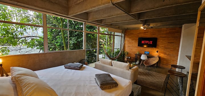 Urban Brick Retreat - 메데인