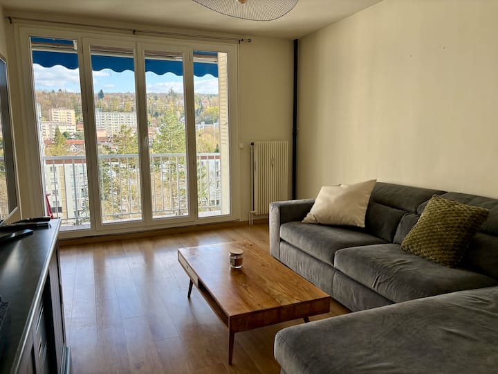 Appartement Lumineux 70m2 Avec Garage - Besançon