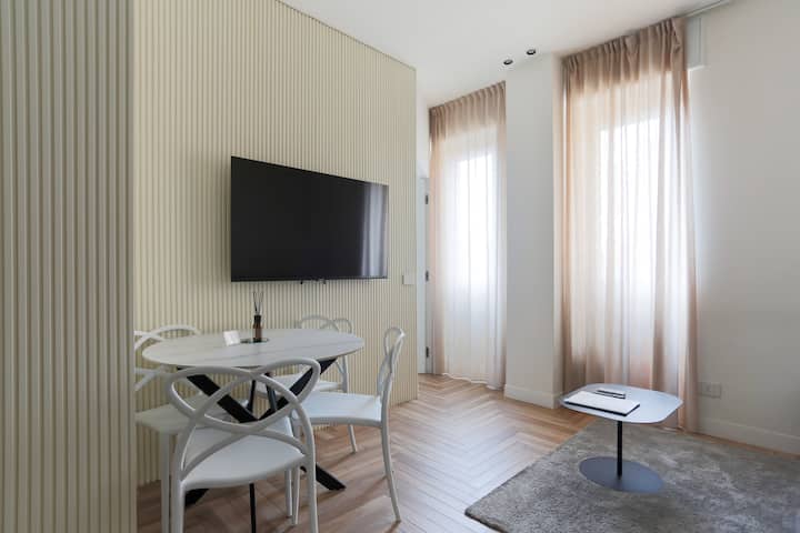 White Luxury Suite Yls - Stazione Centrale - Milán