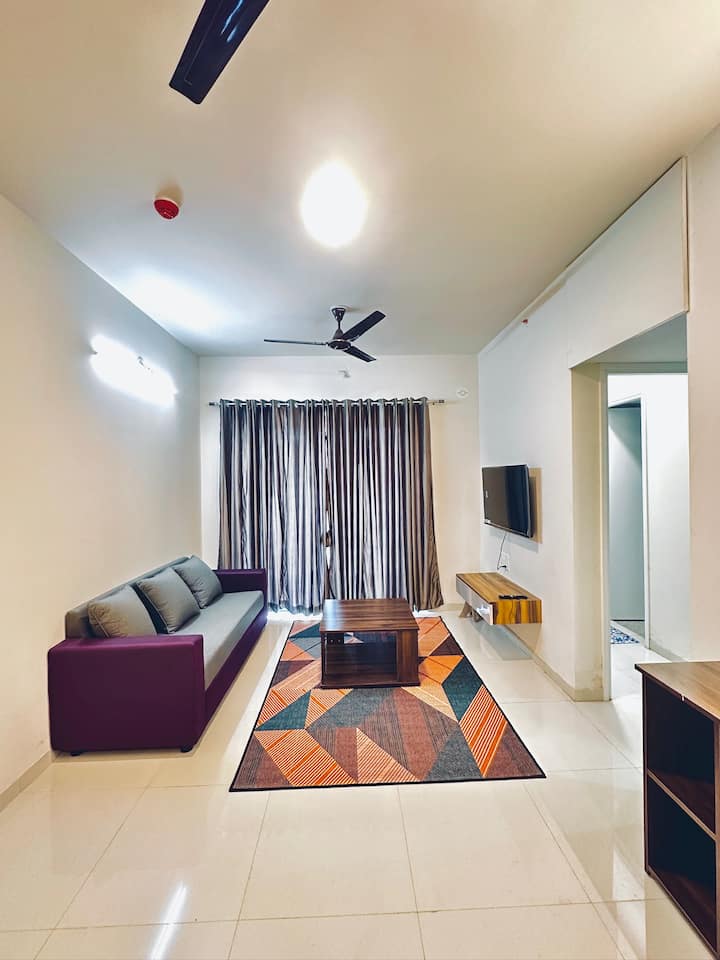 Pelican: 2bhk Modern Ac Flat On Baner Road, Pune - Pune