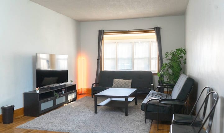 Urban Hideaway – 8 Min From Downtown - Winnipeg