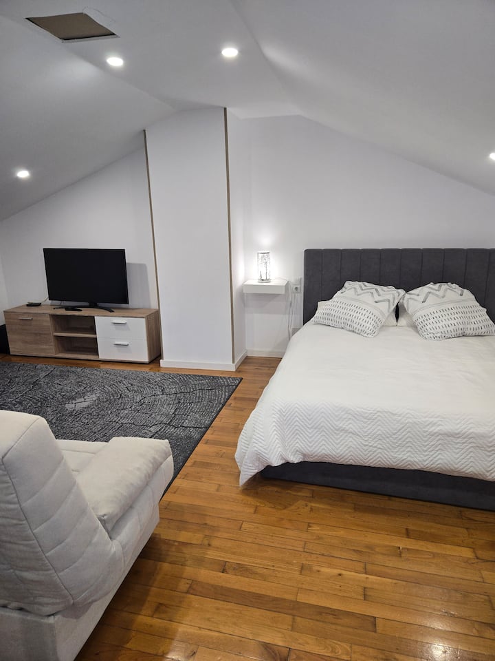 Habitación Privada En Chalet - Pampelune