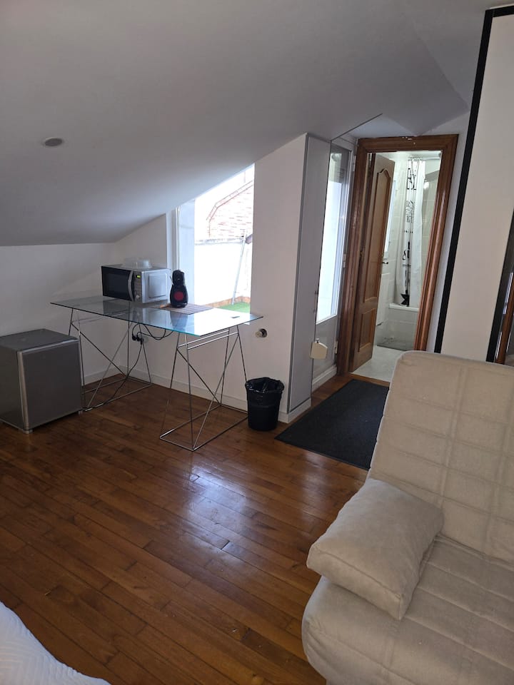 Habitación Privada En Chalet - Pamplona