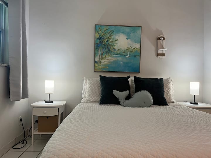 Quite Beach Getaway - Deerfield Beach, FL