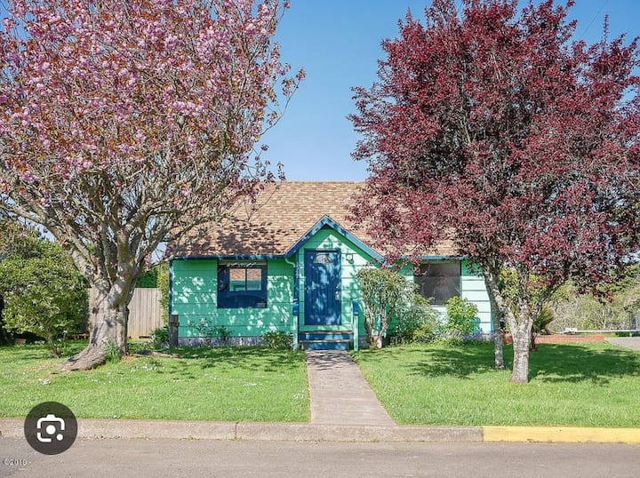 Rainbow Healing Nest - Newport, OR