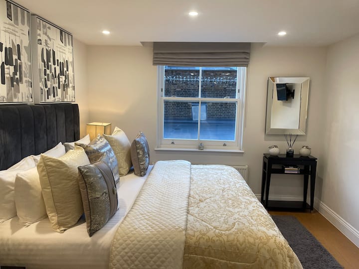 Deluxe One Bedroom Apartment In Kensington. - Londres