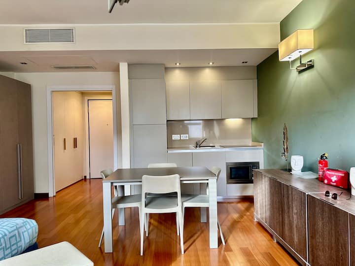 Milanomercatocentrale 24hcheckin - Milão