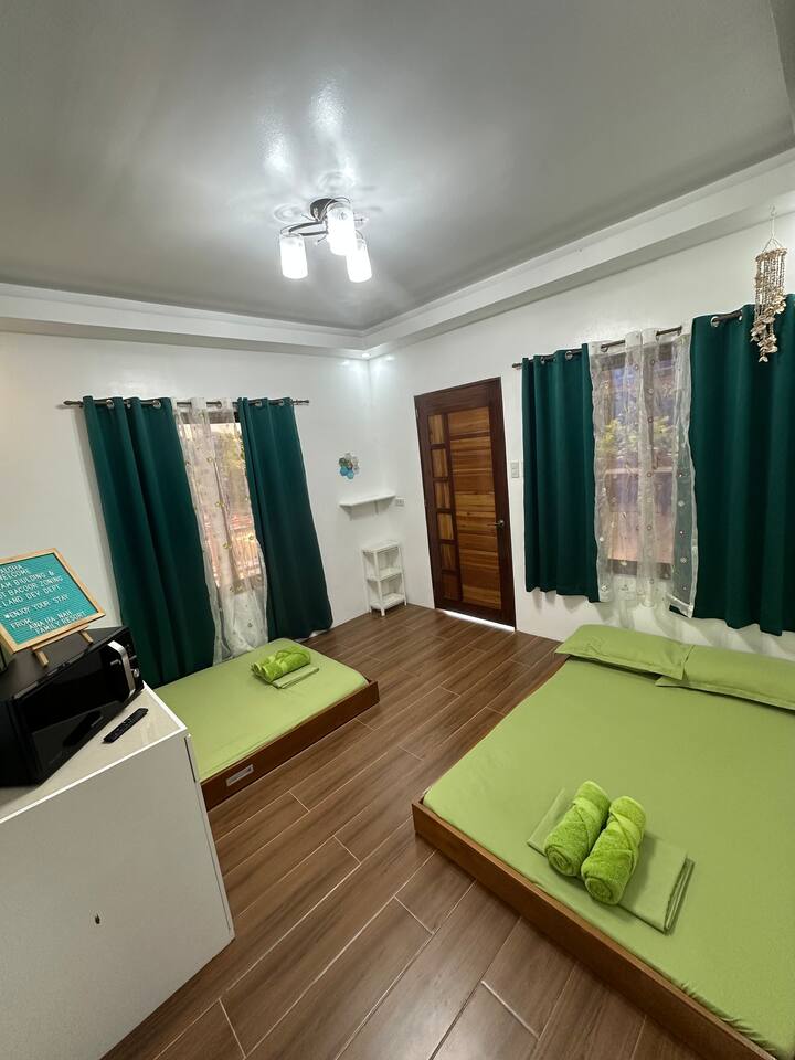 Hawaii Unit With Roof Deck.(3 Of3) Aloha! - Calatagan