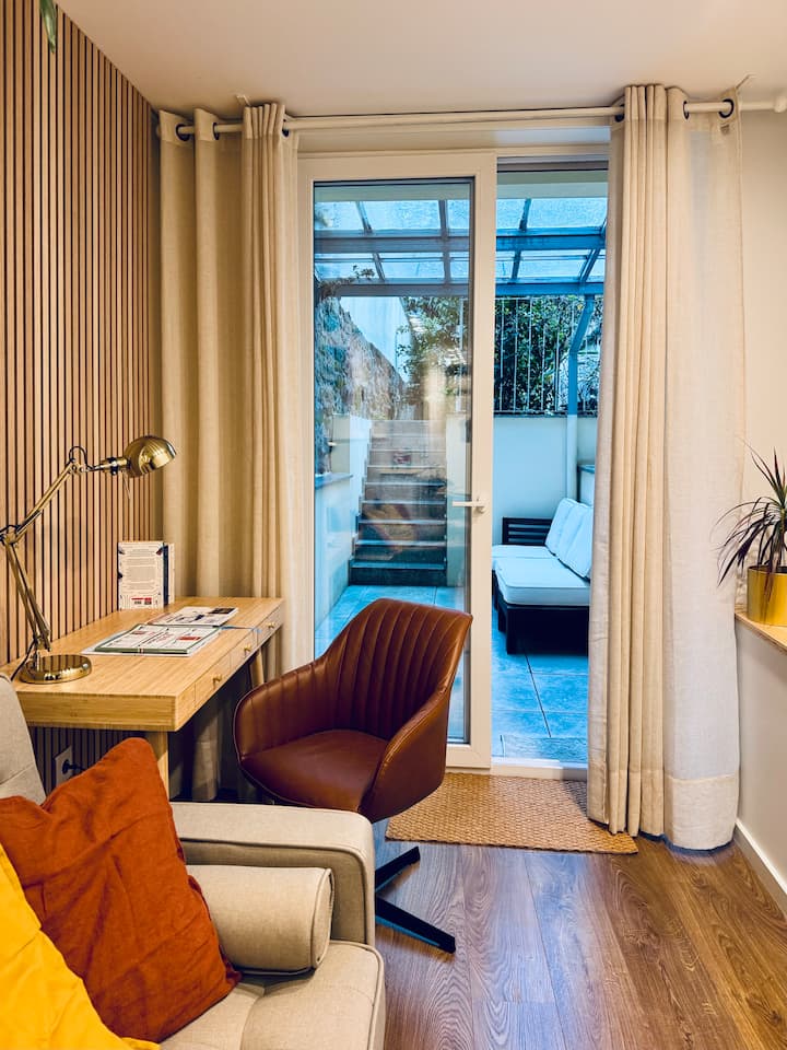 The Well Apartment, With Private Garden - Braga