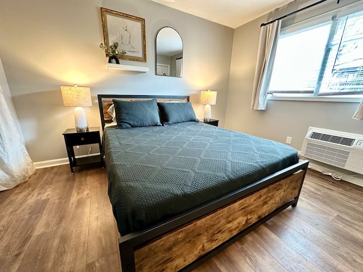 *1bd - Clifton Condo Minutes To Everything! #22 - Louisville