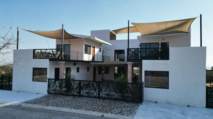 Peña De Bernal - Casa Los Agaves - Bernal