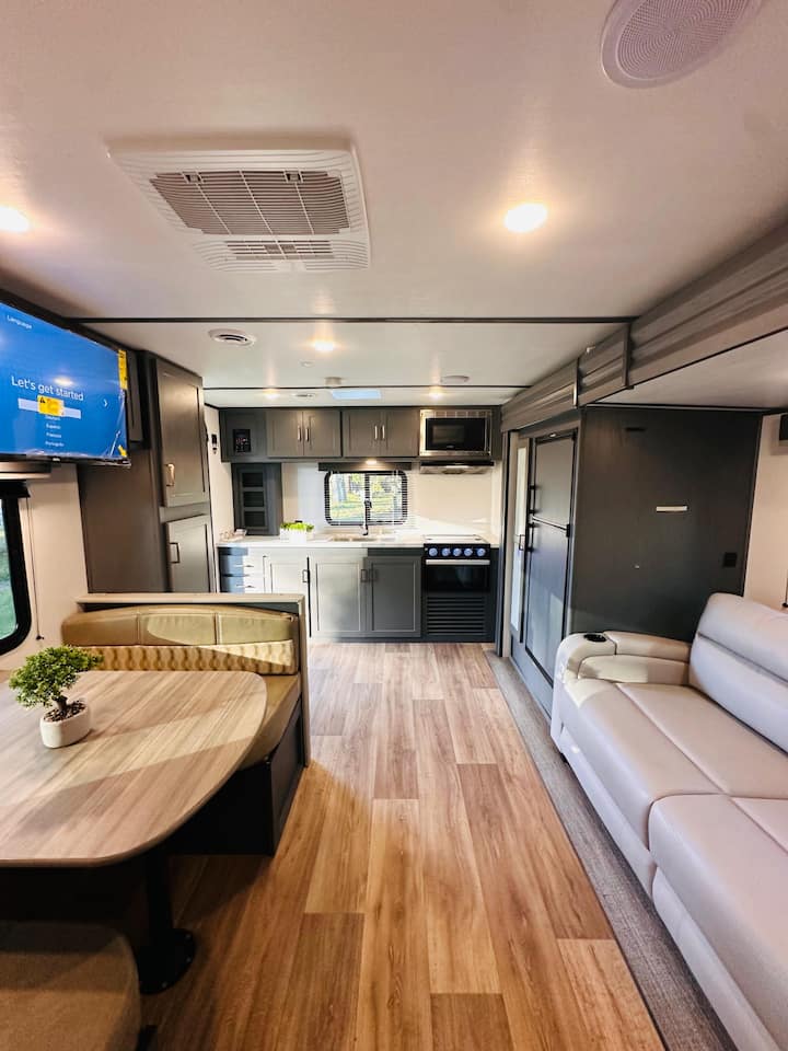 Beautiful Rv Close To Orlando Parks & Springs - Apopka, FL