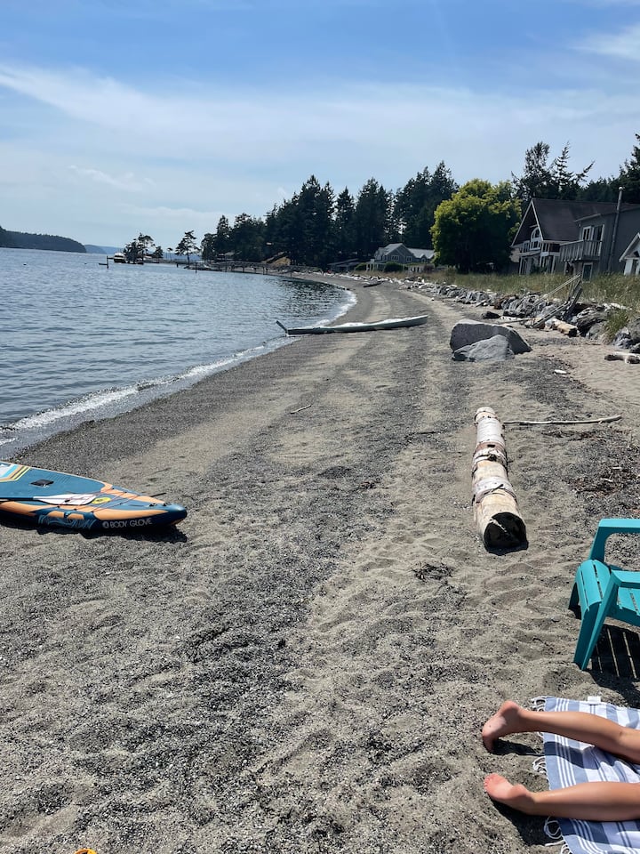 Obstruction Pass Beach Cabins #2-newly Renovated - Orcas Island, WA