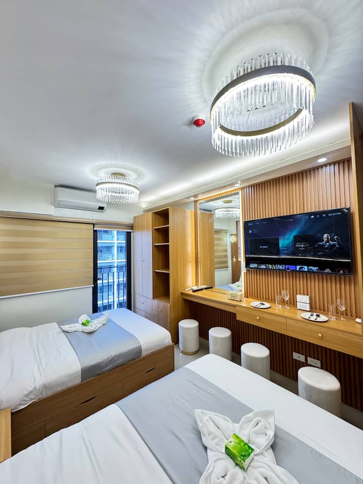 Escio’s Family Suite With Netflix & Wifi - Manila
