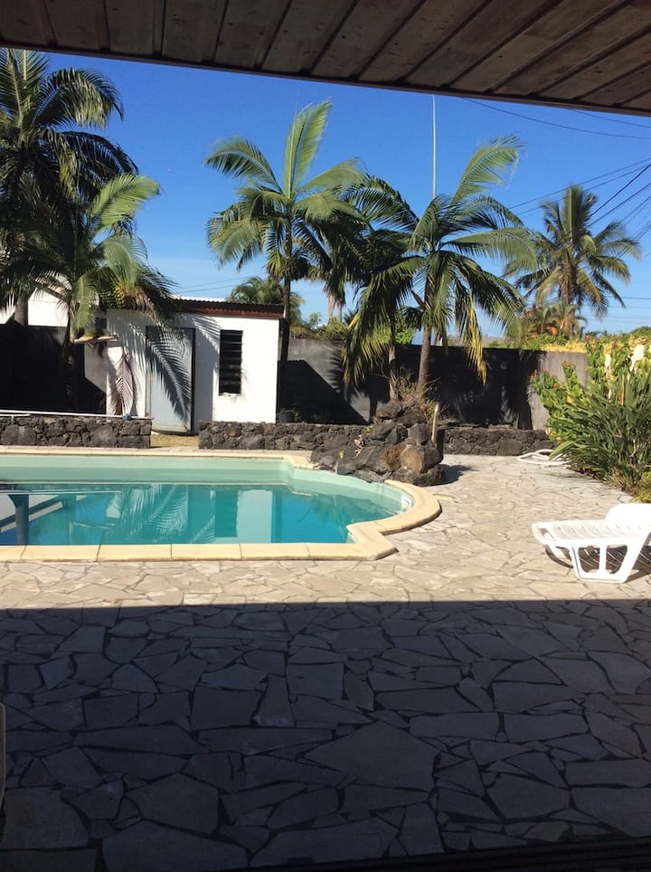 F3 Plain-pied, Piscine+jardin Calme à Saint Pierre - Réunion