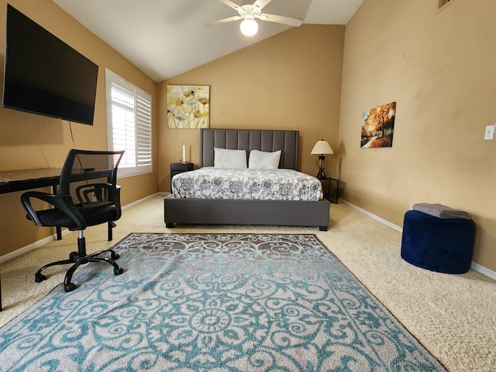 Elite Mastersuite High Ceiling 500m Wifi - Pleasanton, CA