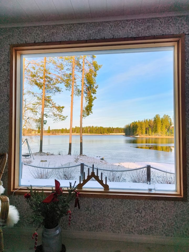 Joulukoristeltu Viihtyisä Mökki Järven Rannalla - Mänttä-Vilppula