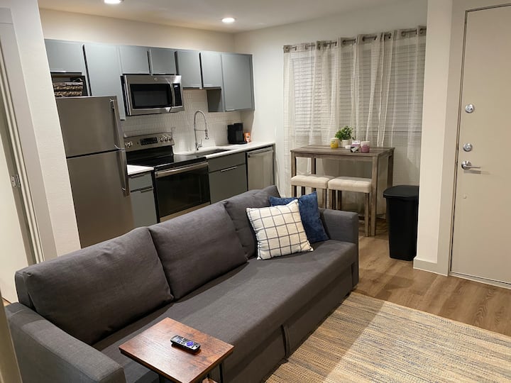Magnetic 1b/1b, Sleeps 4 Near Dtwn - Swiss Avenue - Dallas