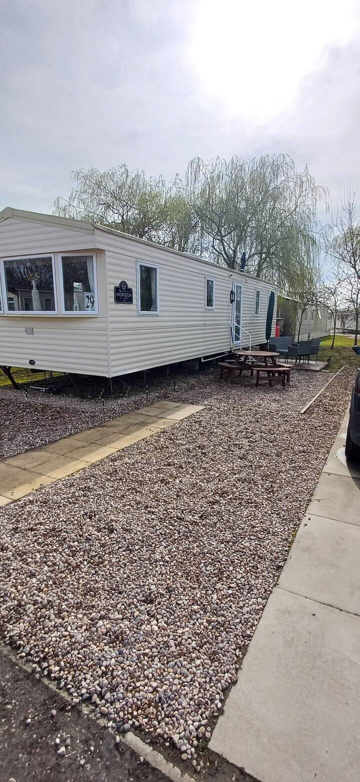 Tattershall Lakes Lodge/ Cabin Escape (Passes Inc) - Woodhall Spa