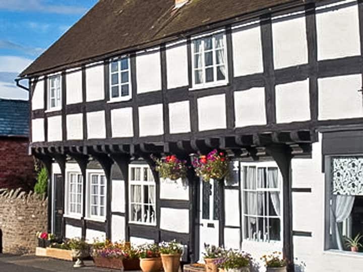 The Cottage - Leominster