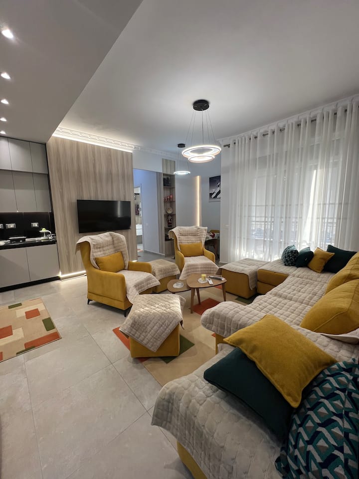 Cozy, Comfort Apartment In The Center Of Tirana! - Albania