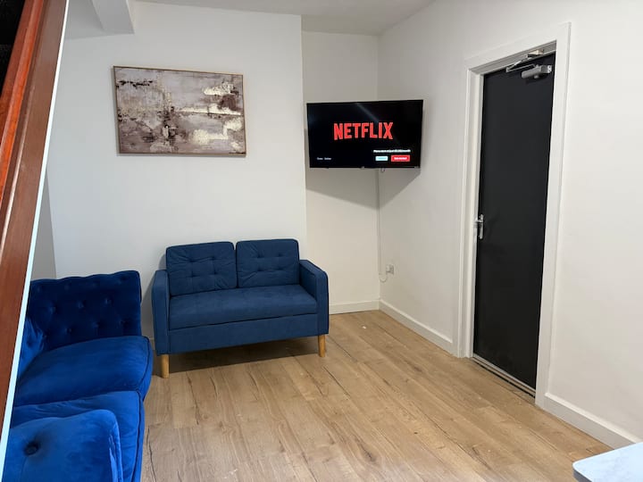 Hideaway 4-bed House In Bridgend - Porthcawl