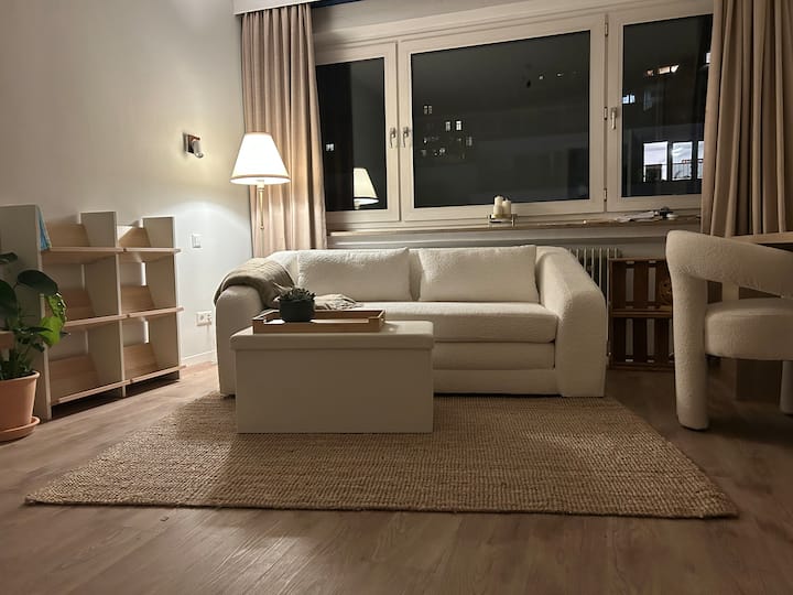 Großes Zimmer In S-mitte - Stuttgart