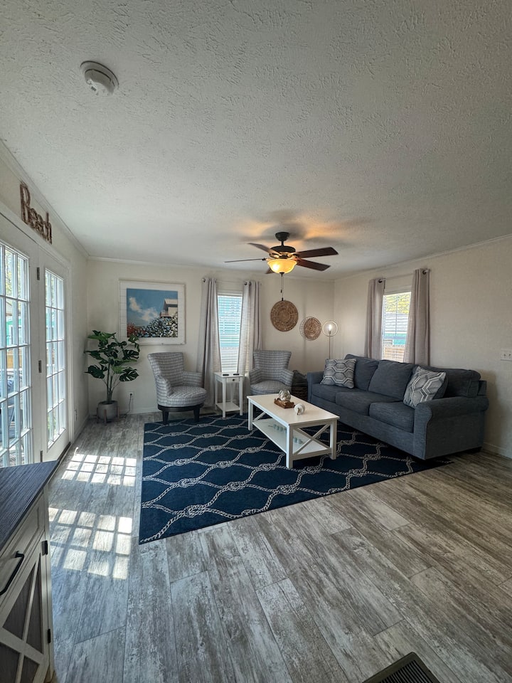 Coastal Bliss, Views Of The Icw! - Ocean Isle Beach, NC
