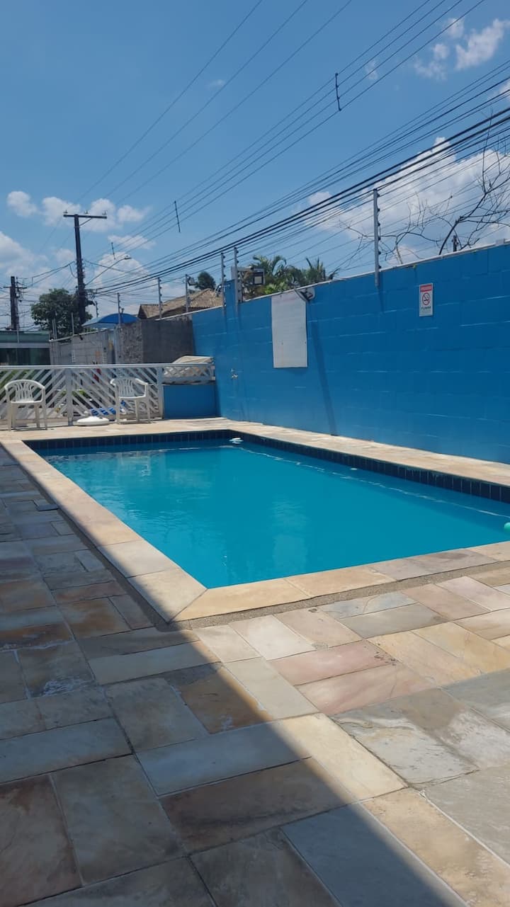 Casa Em Condomínio Com Piscina - Santos
