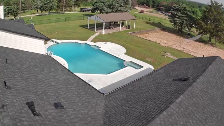 Villa 21 At Lake Williams - DeSoto, TX