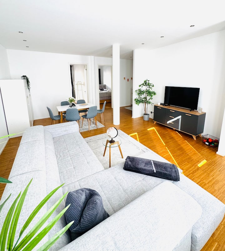 Niro I Design City Apartment, Modern, Ground Floor - Weinheim