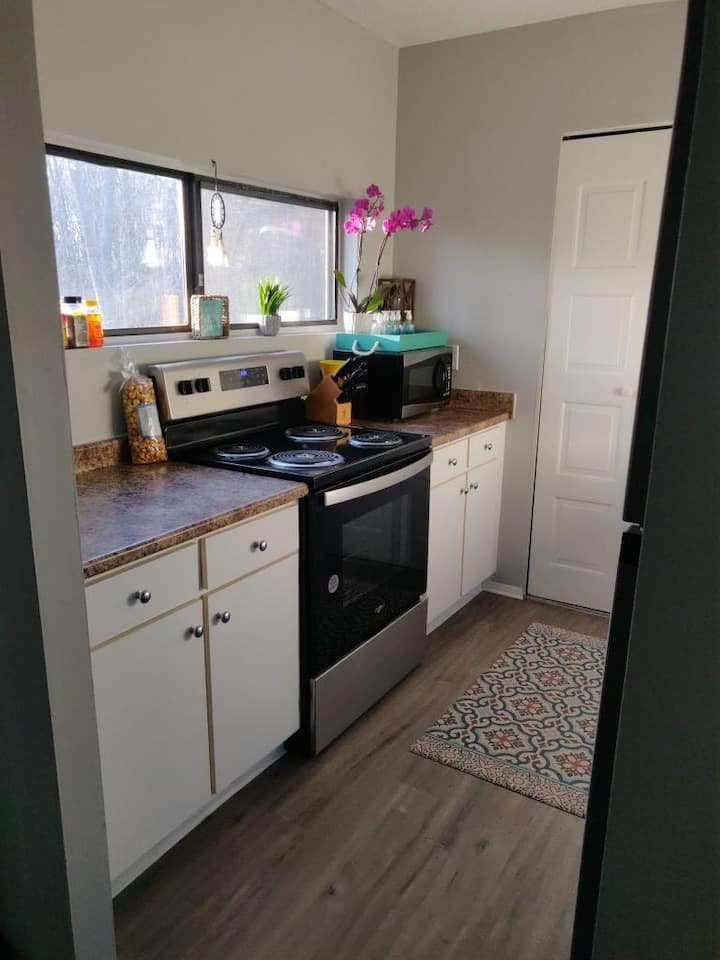 Cozy One Bedroom - Wesleyan University, Middletown