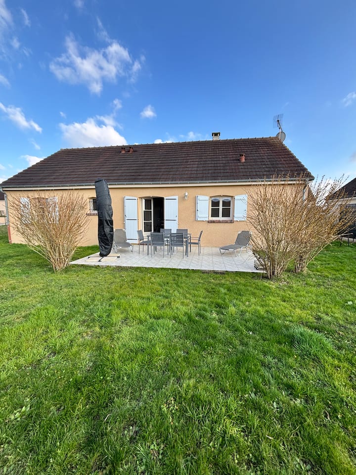 ÉLégante Maison Aux Portes D Auxerre En Bourgogne - Auxerre
