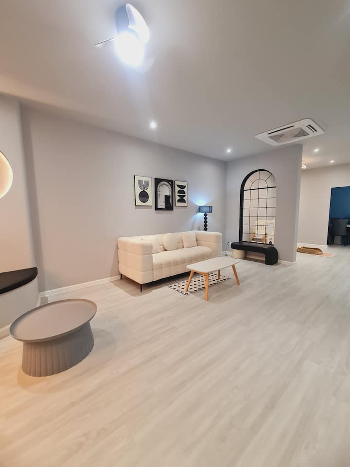 Bp's Most Stylist 5-star Stay - Batu Pahat