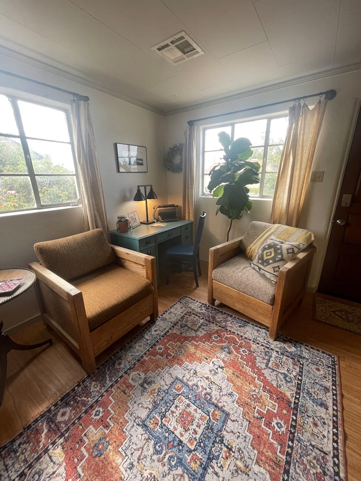 Four Corners Cottage - Farmington, NM